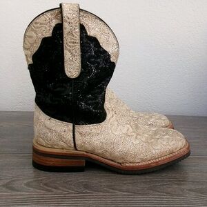 Ferrini | Shoes | Ferrini Leather Lace Sparkly Gold Black Overlay ...